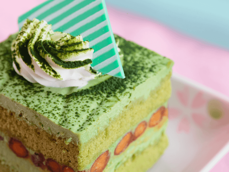 How to Make a Fluffy and Flavorful Matcha Cake - The Green Tea Spot